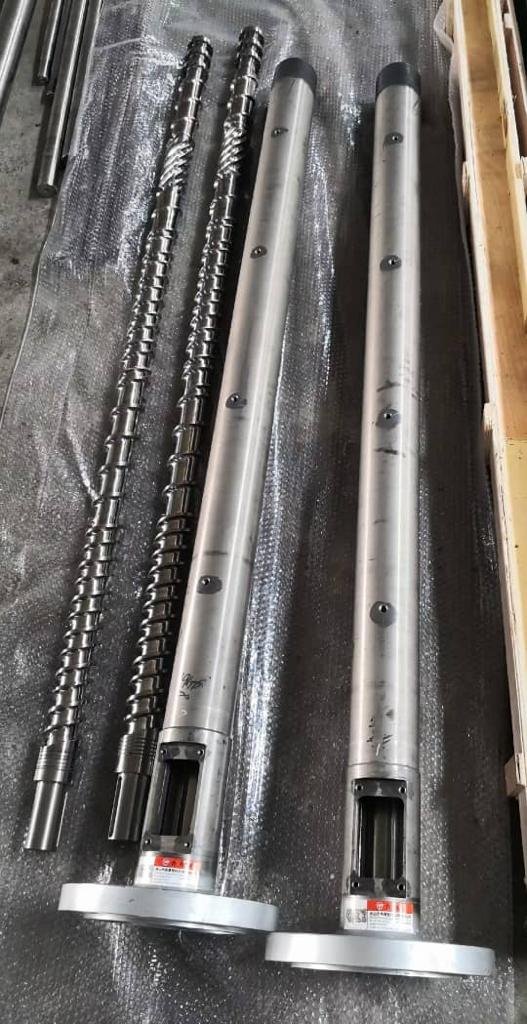 Extruder - Screw And Barrels